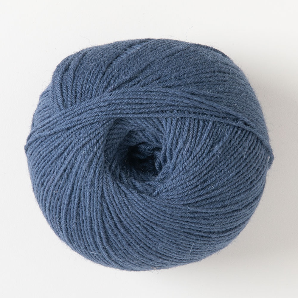 Humber Blue Yarn – Bold & Beautiful Crochet Shade
