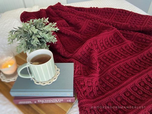 Cora Throw - Cozy & Stylish