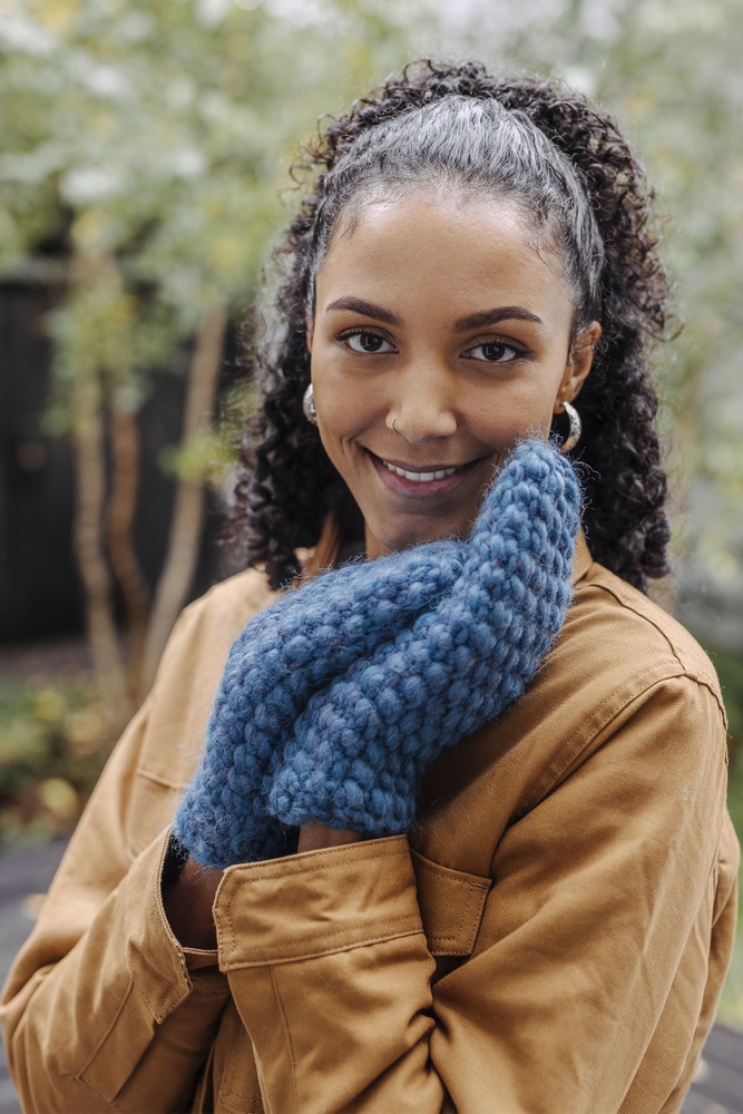 Snowball Mittens Crochet Pattern