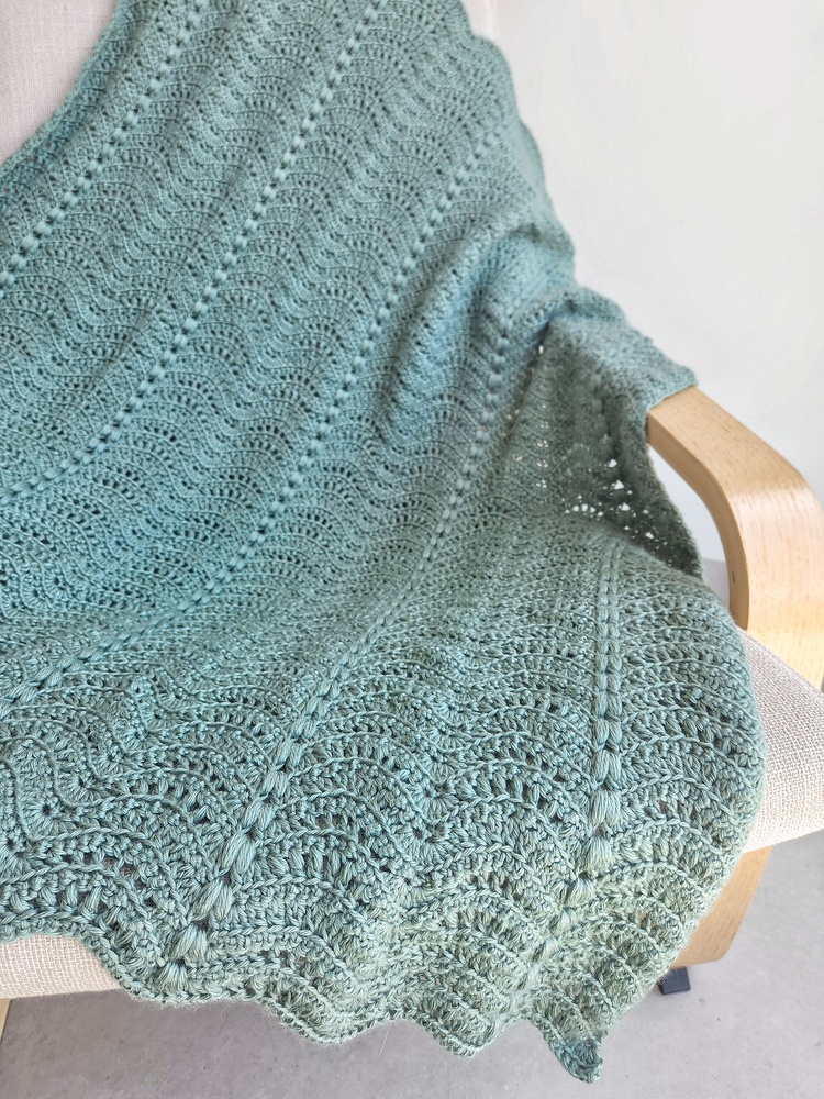 Dori by the Sea Blanket Crochet Pattern | Crochet.com
