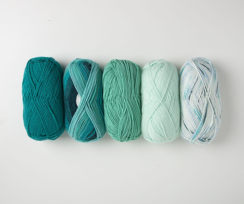 Brava Worsted Tropical Teals Value Pack – Crochet Yarn