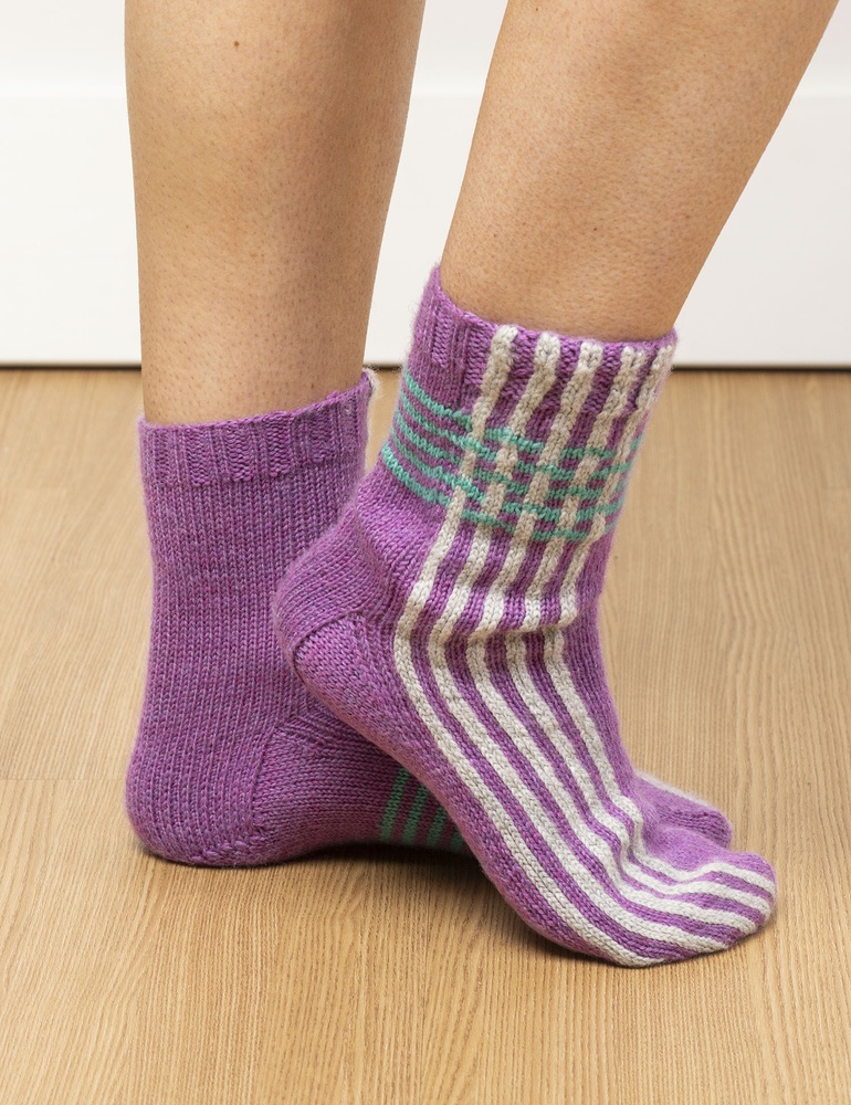 Woven Socks – Knitting Pattern