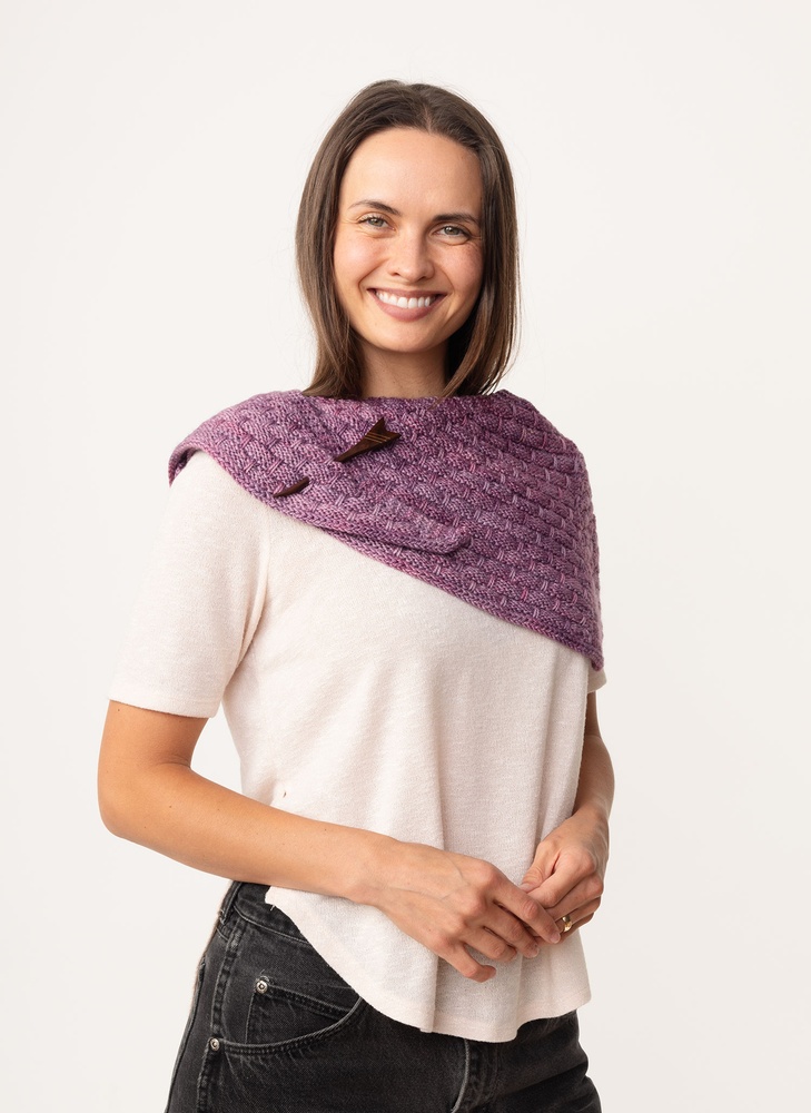 Ridged Crescent Shawlette – Knit Scarf Pattern