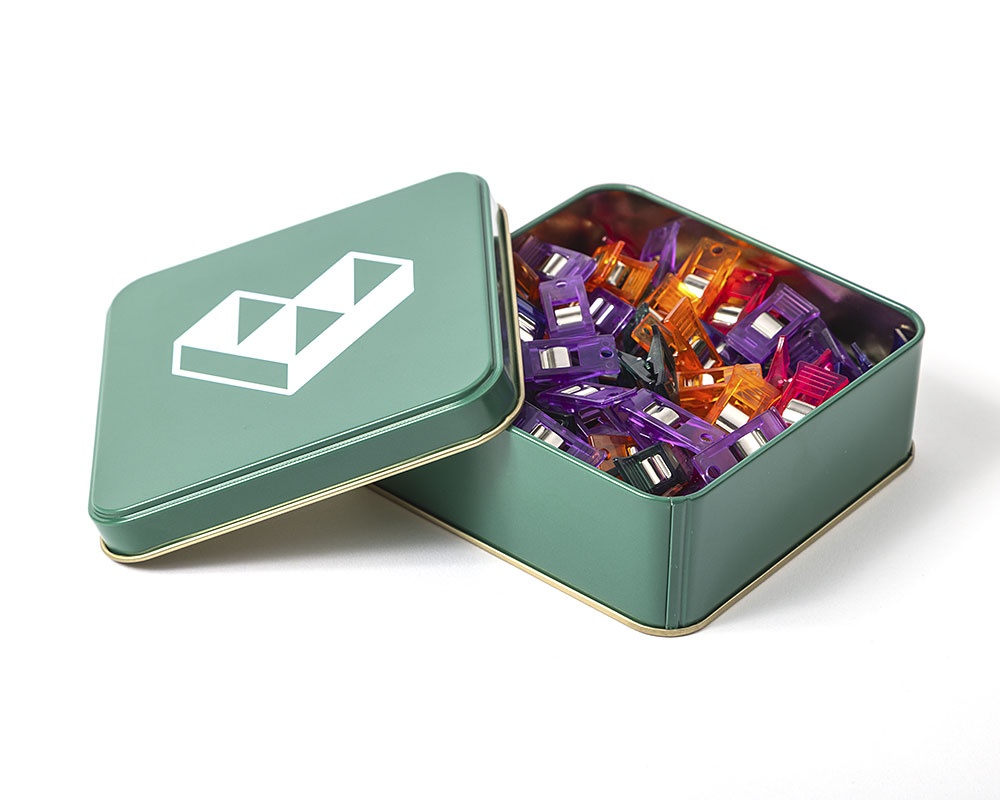 Seaming Clips and Tin – Handy Tool for Perfect Seams