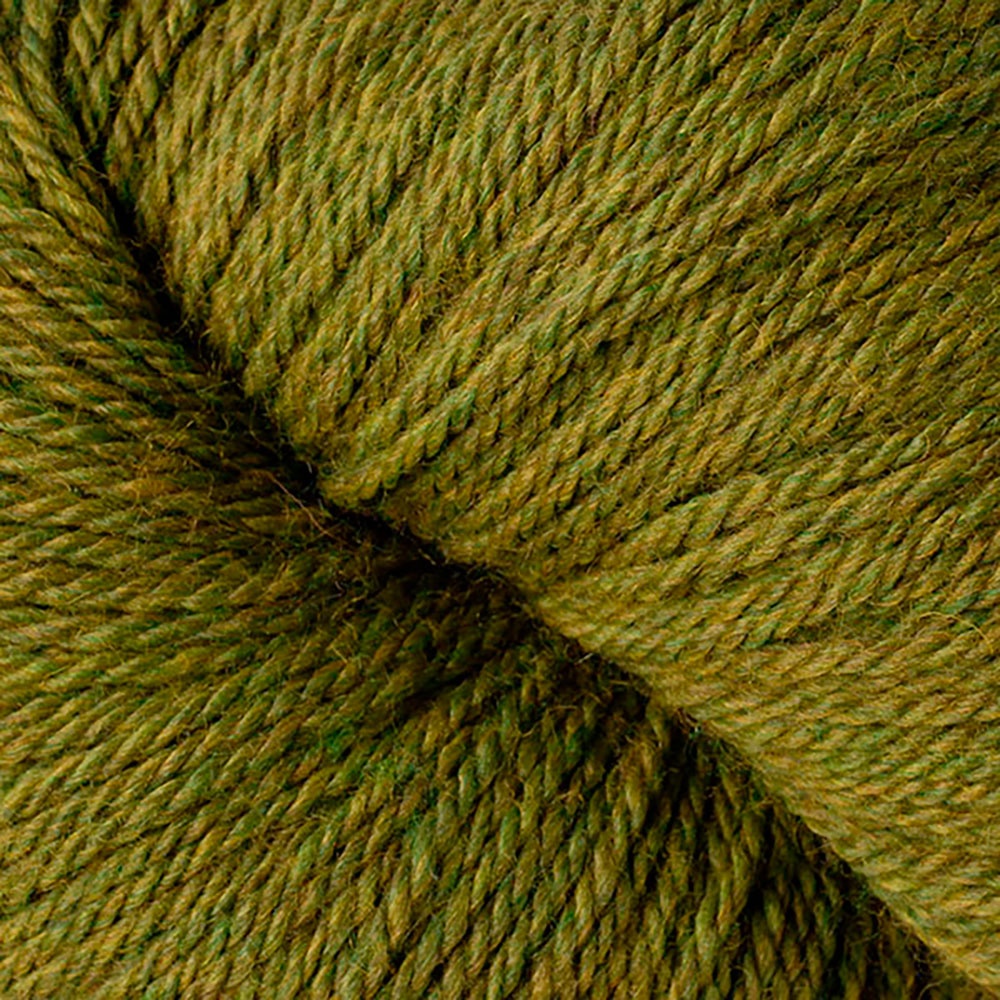 Fennel Yarn – Fresh, Green Shade for Vibrant Crochet Projects