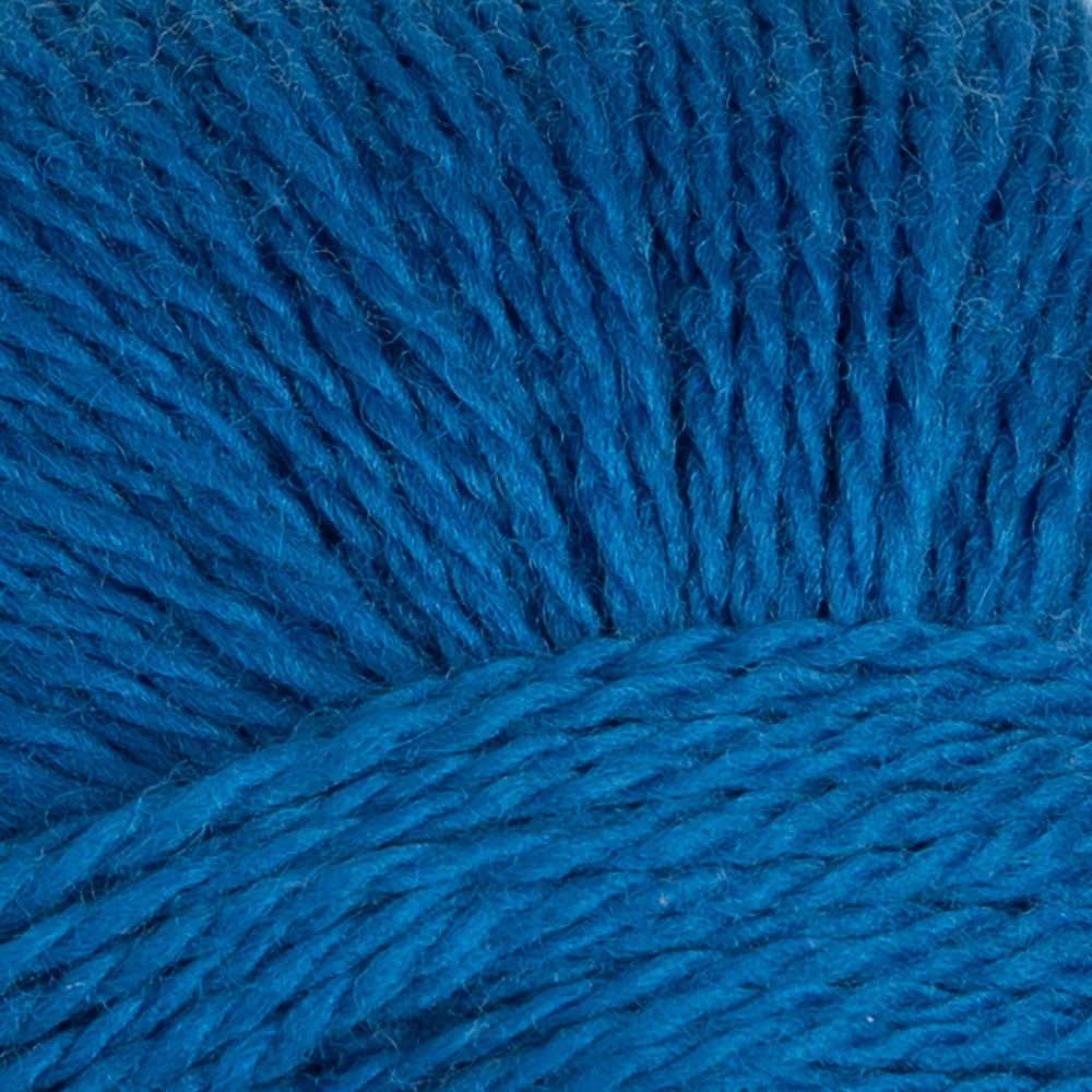 Blue Yarn – Versatile & Vibrant Color for Projects
