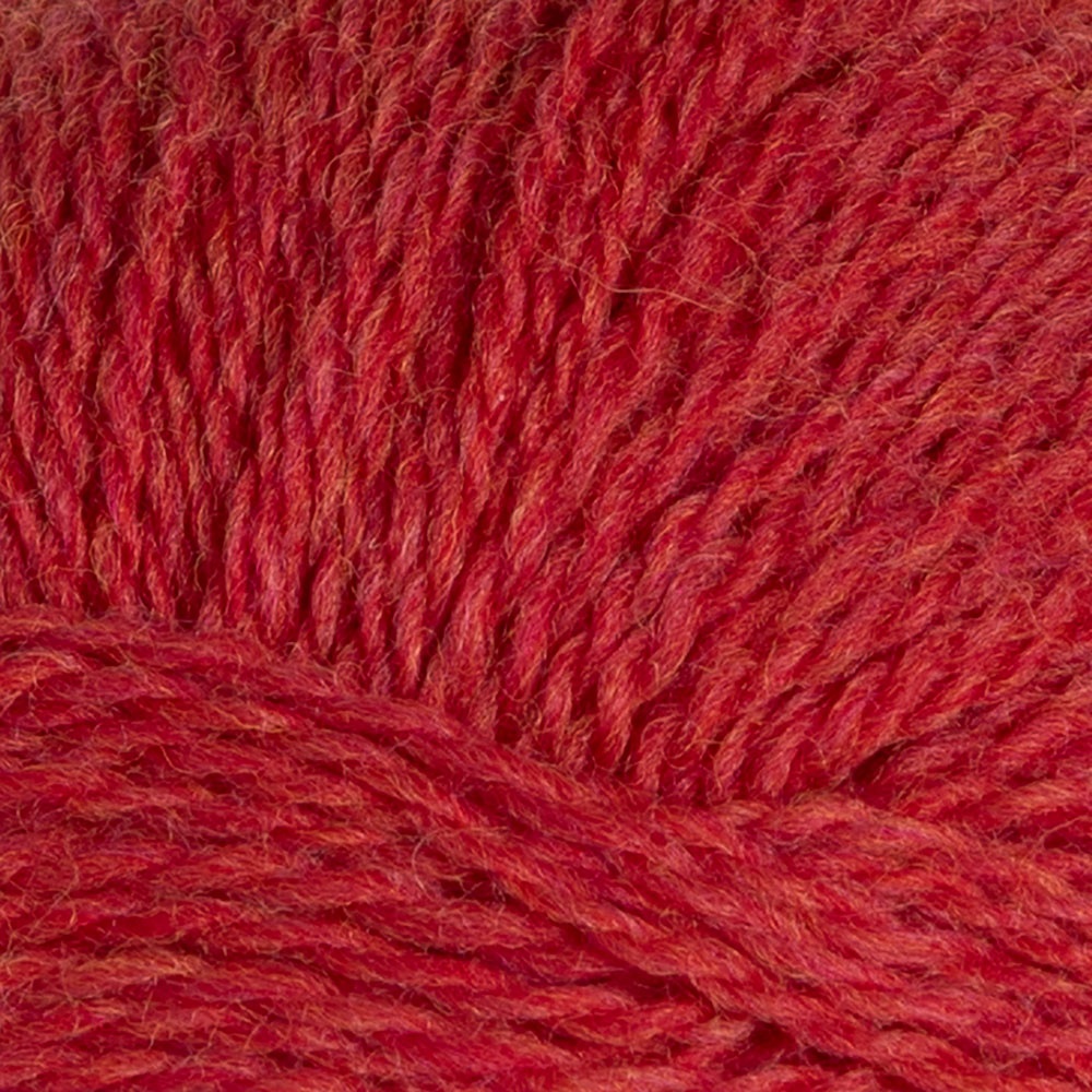 Raspberry Heather Yarn – Rich and Cozy Crafting Yarn