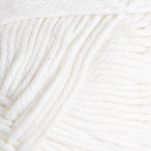White Yarn – Great for Textured Crochet Pieces