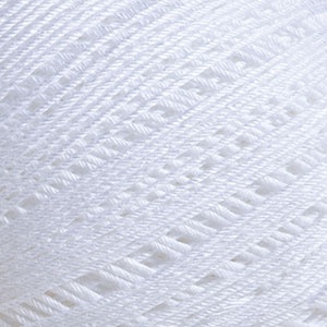 White Yarn – Ideal for Delicate and Elegant Crochet Pieces