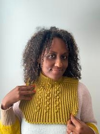 Rose Fitted Cowl – Crochet Cowl Pattern for All Seasons