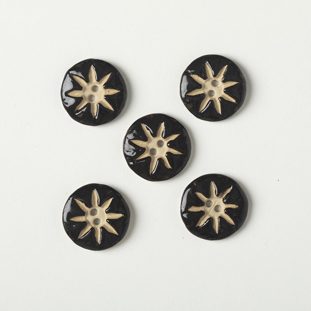 Black Starburst Button – Unique Button for Crocheting