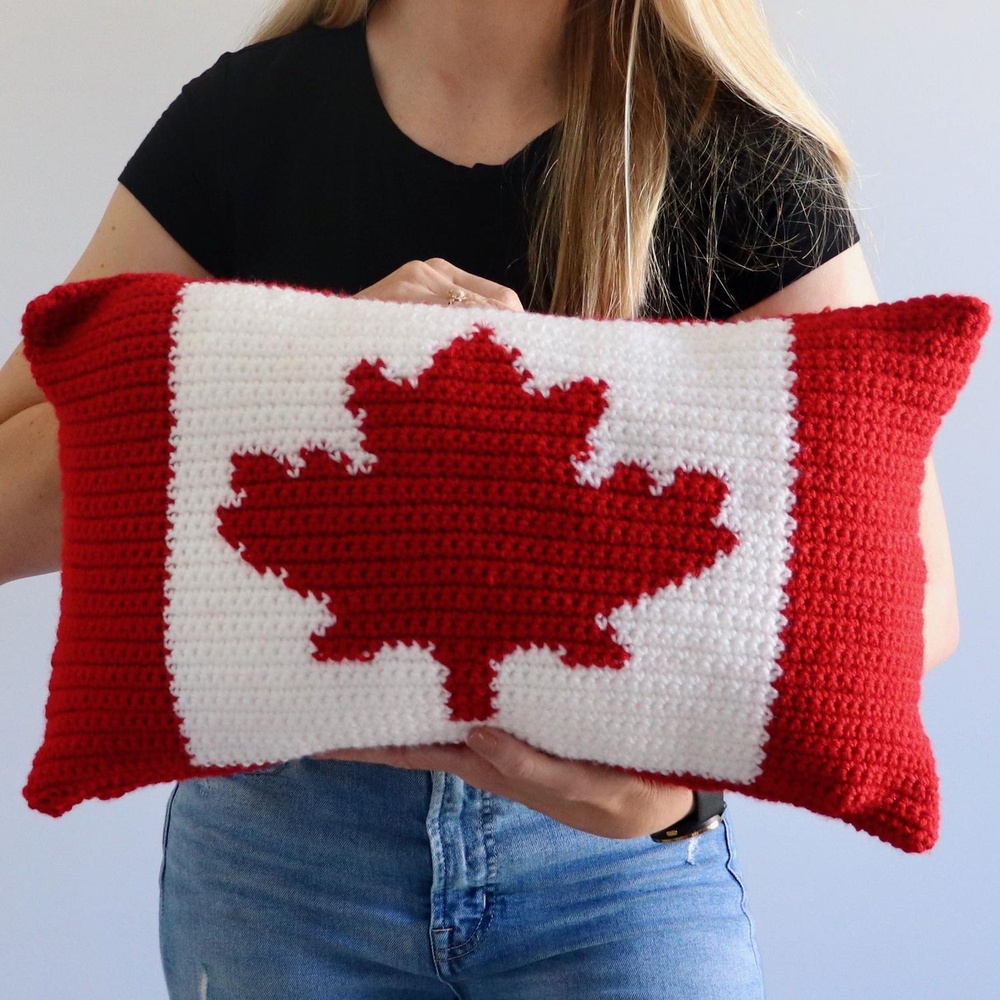 Canada Pillow – Soft Crochet Pillow for Your Home Decor