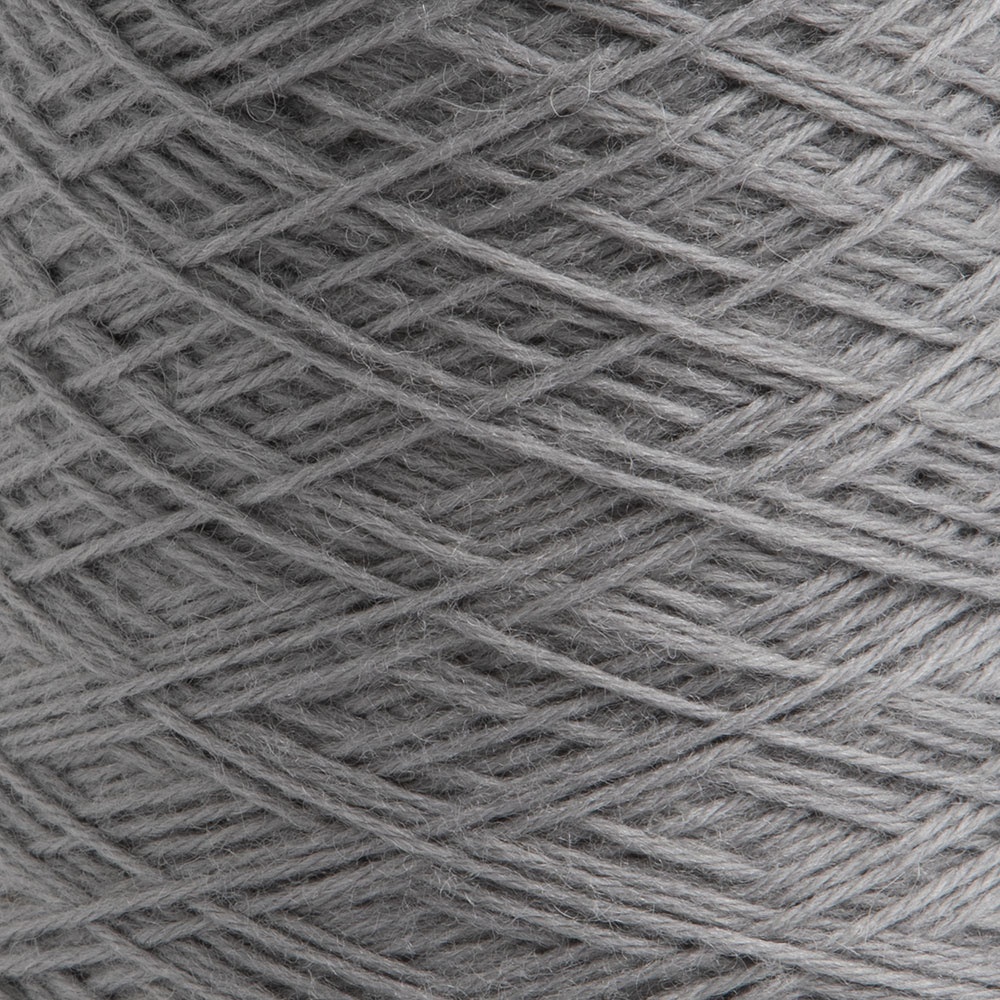 Silver Wool Yarn – Elegant & Versatile Fiber