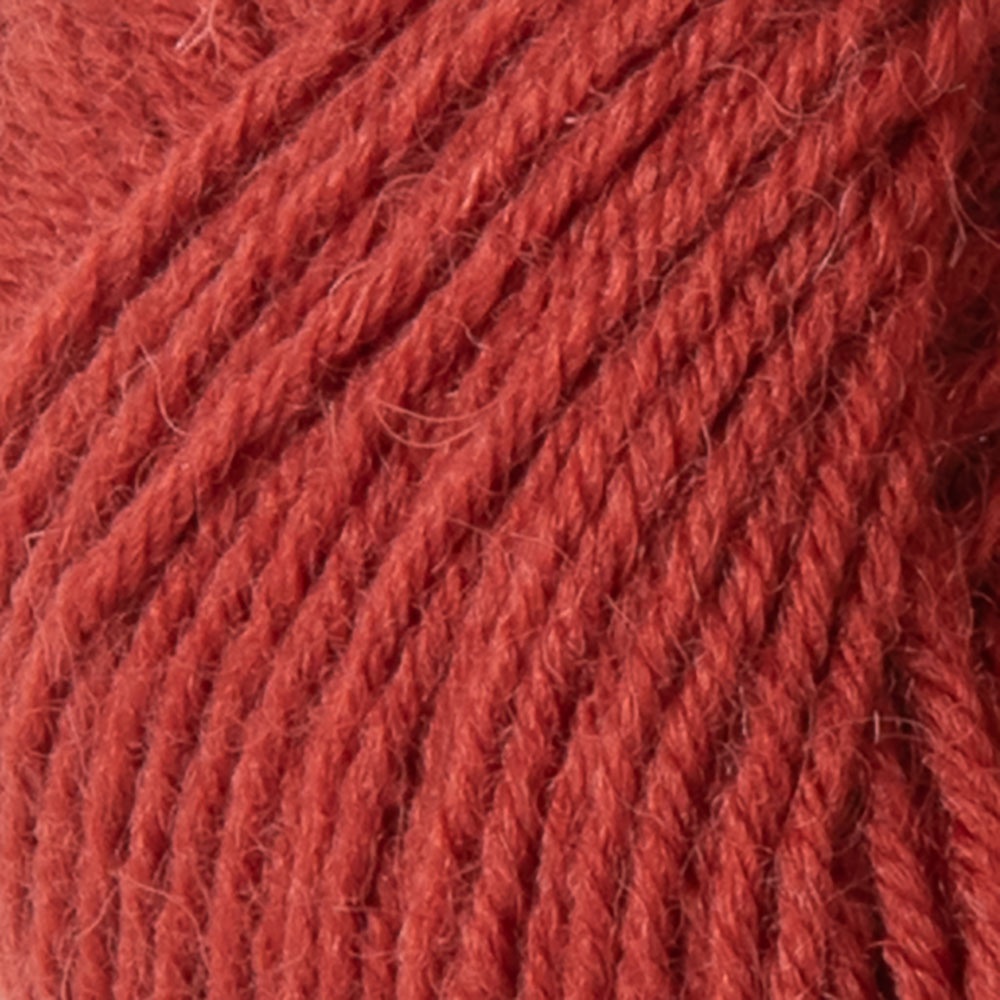 Bailey Red Yarn – Bold & Striking Red Shade